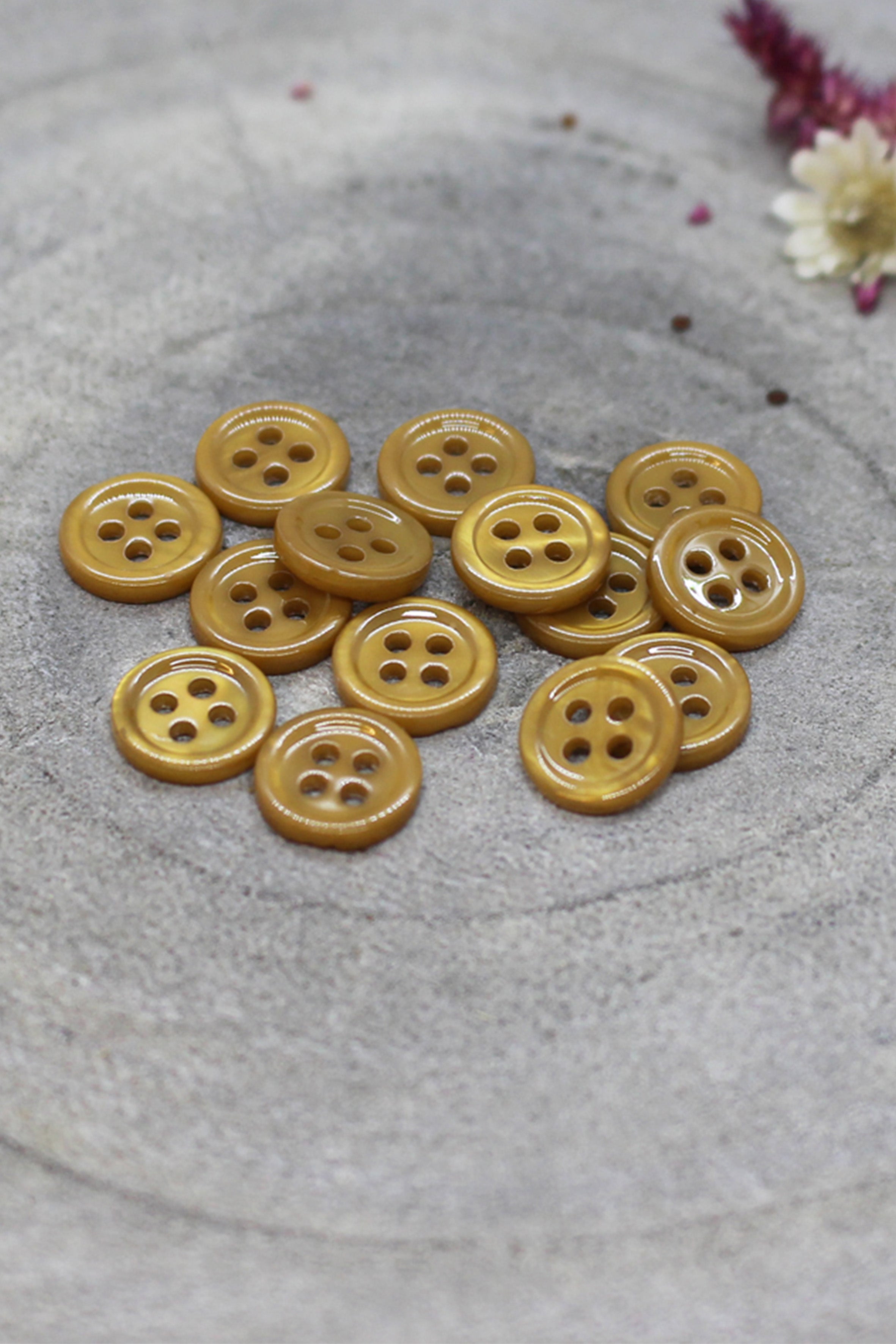 Bliss Ochre Mother of Pearl Buttons For Sewing | Atelier Brunette – ATELIER BRUNETTE